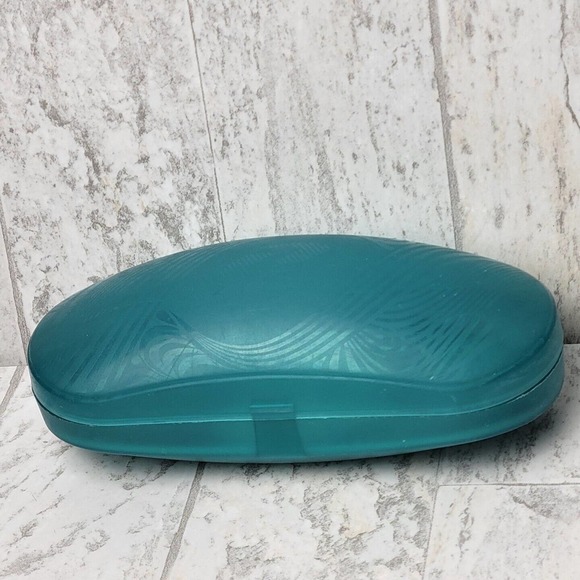 Zenni | Accessories | Zenni Plastic Hard Case Shell Snap Shut Eye Glass ...